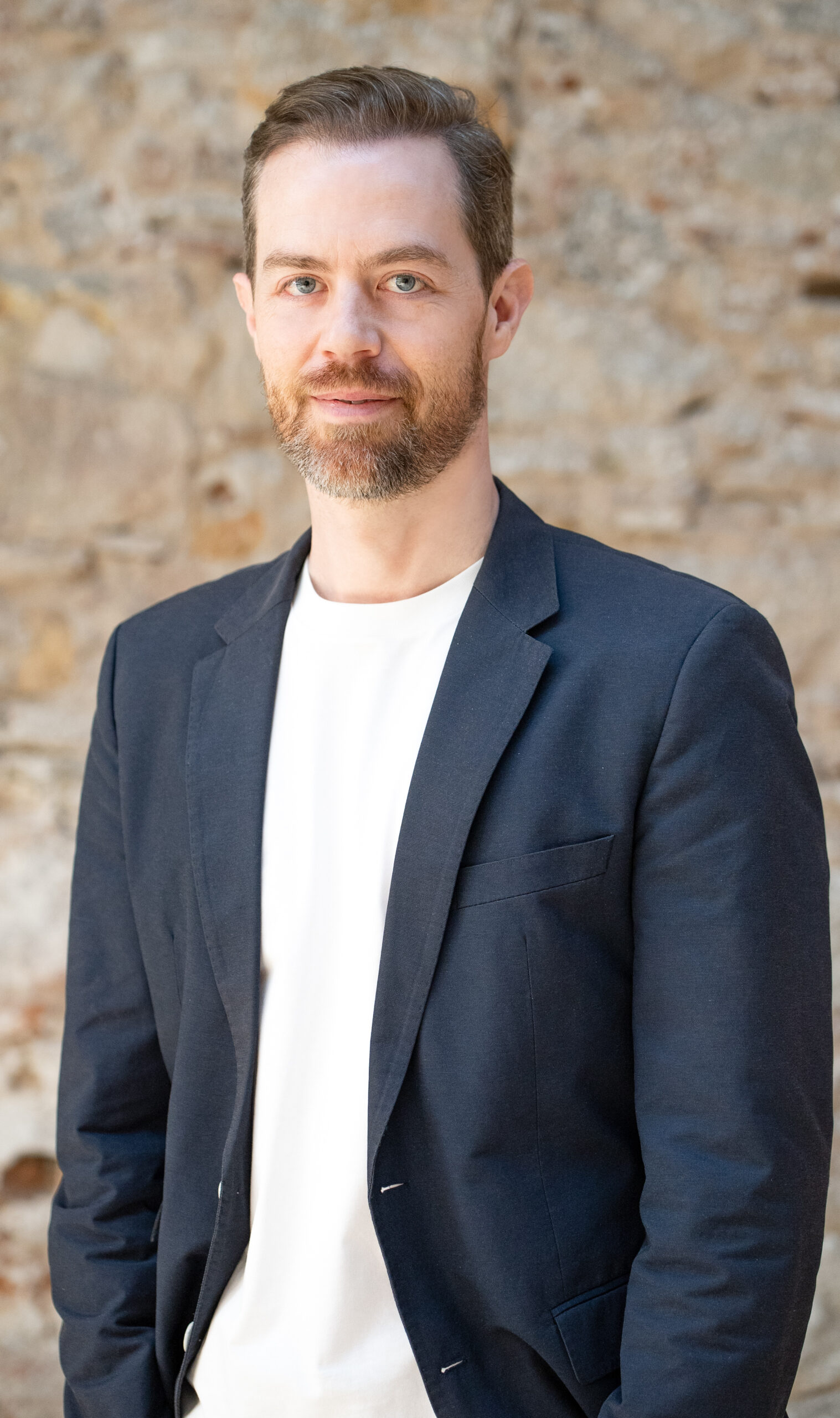 NAD+ v.s. NMN supplements: Which is better for longevity?